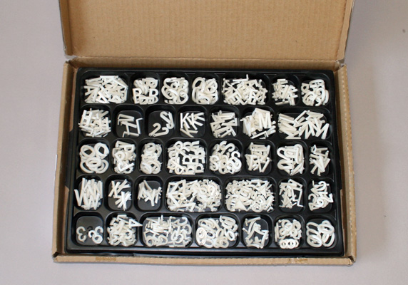 3/4 inch Helvetica Letter Board Letters | 340 Piece Kit | CL36HFD75