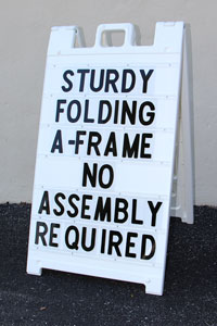 Folding Sidewalk Sign, Sturdy Plastic Base, Changeable Letters | SD0420W